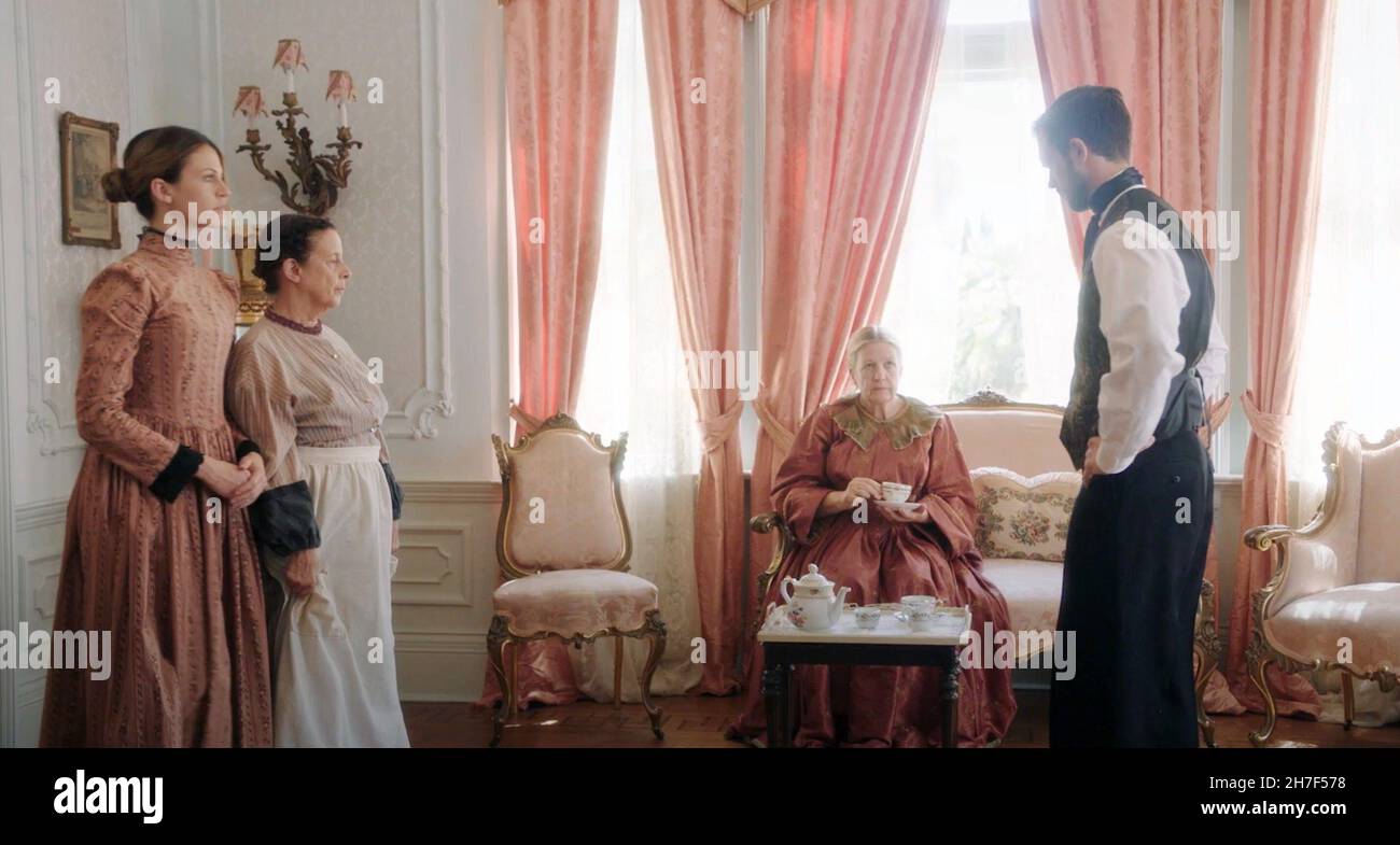 STRATTON CASTLE: TALE OF JESSIE GOLDEN HEART, (aka JESSIE: THE GOLDEN ...