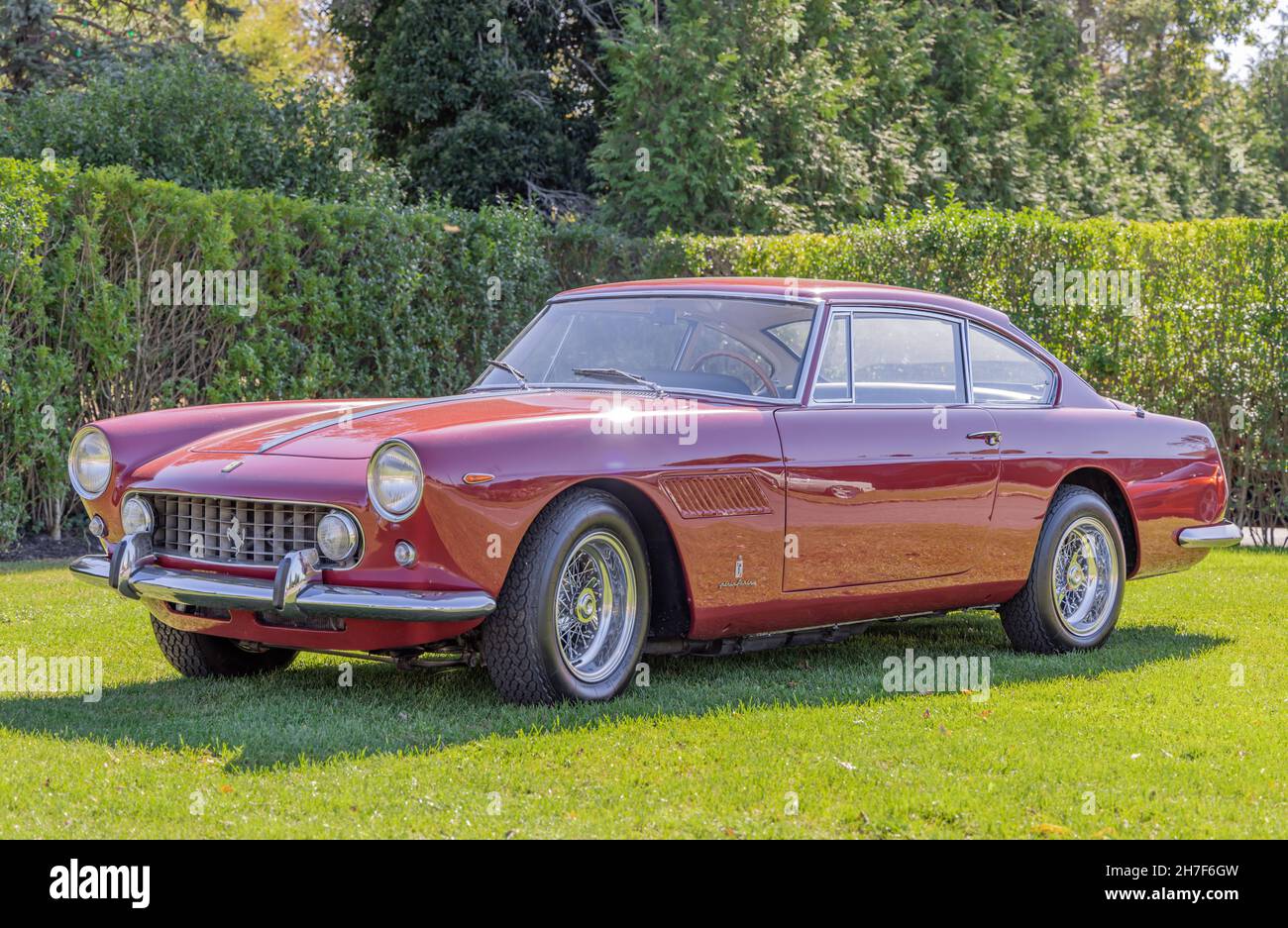 Vintage 1962 Ferrari 250 GTE Stock Photo - Alamy