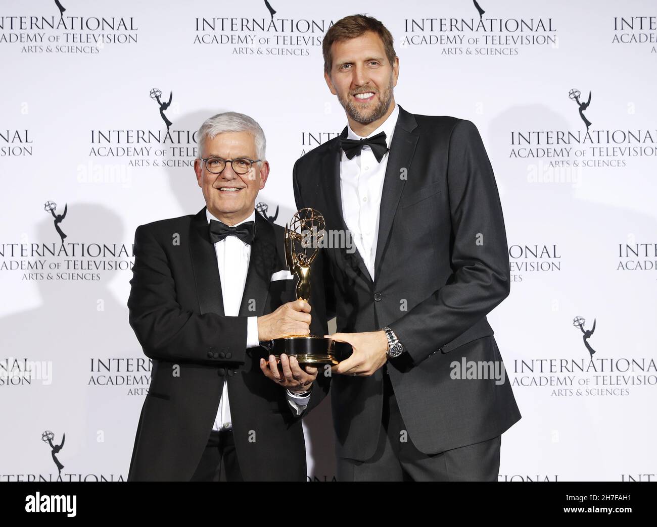 New York, United States. 22nd Nov, 2021. Dirk Nowitzki stands with ...