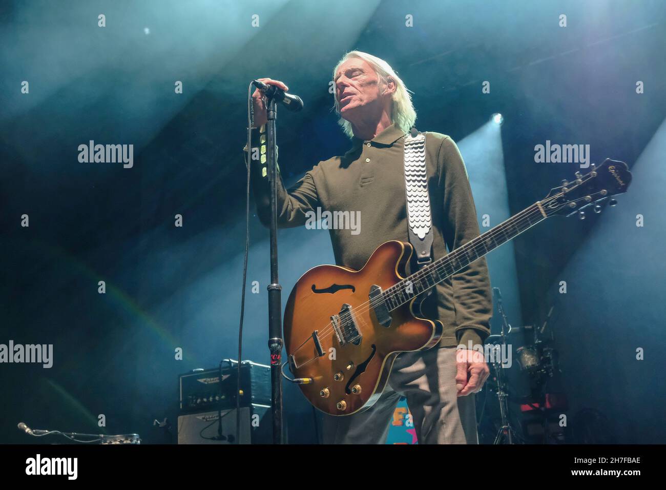 Paul Weller, born John William Weller, English singer-songwriter and ...