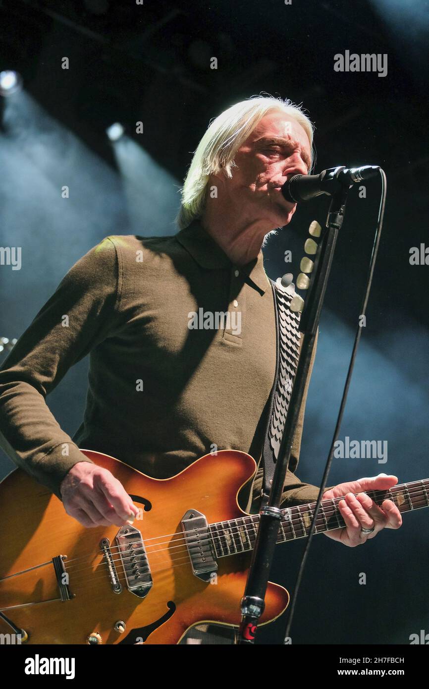 Paul Weller, born John William Weller, English singer-songwriter and ...