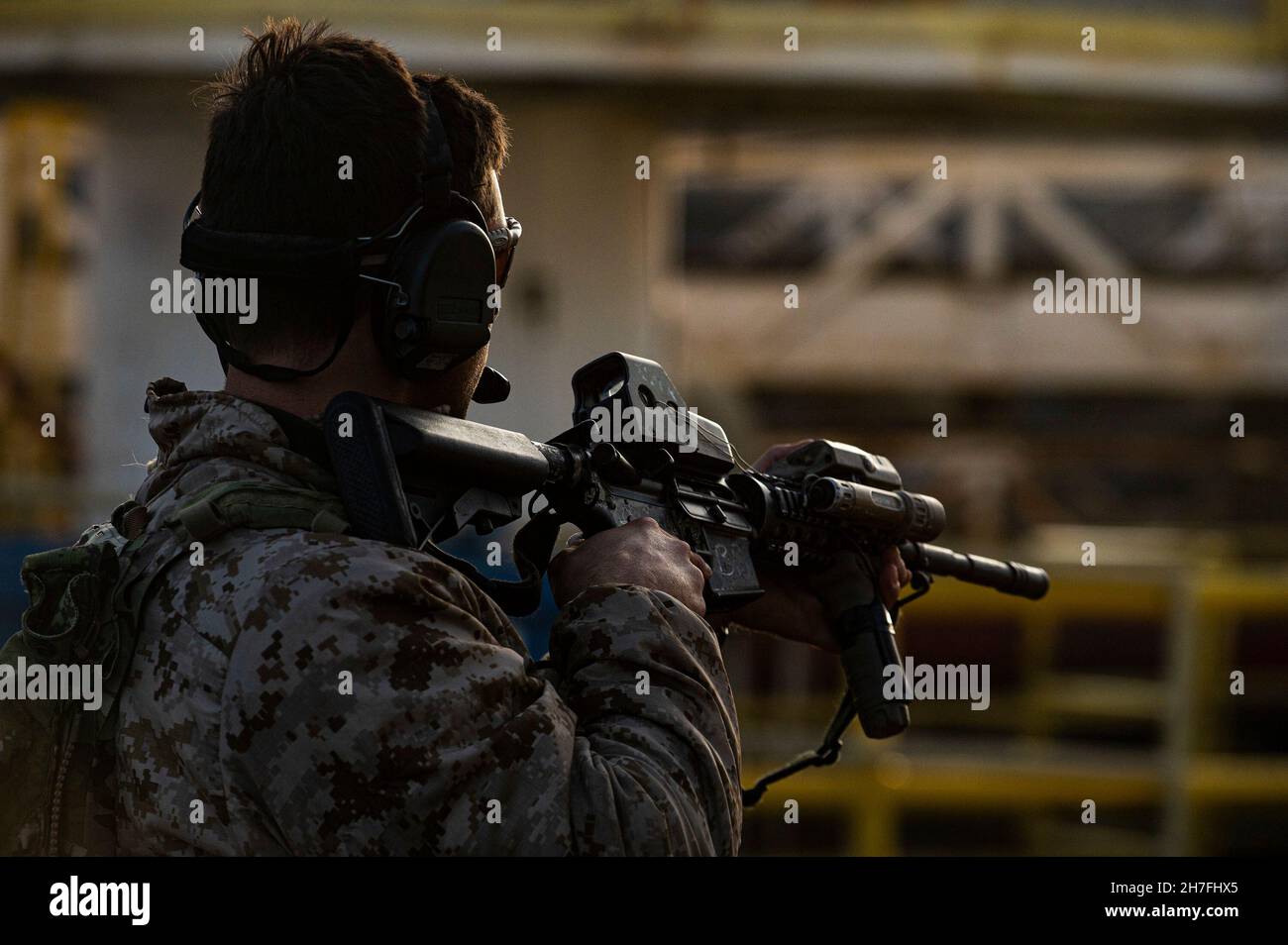 PACIFIC OCEAN (Nov. 7, 2021) A West Coast-based Naval Special Warfare ...