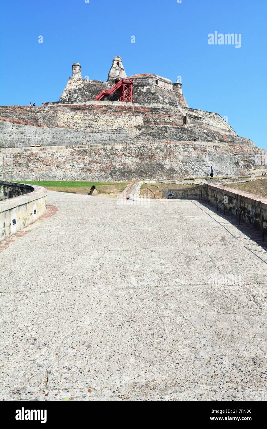 COLOMBIA. DISTRICT OF BOLIVAR. CARTAGENA DE INDIAS. MAN LIVING IN ...