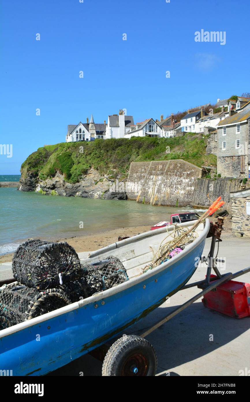 UNITED KINGDOM. ENGLAND. CORNWALLS. ON THE WEST COAST, THE FISHING ...