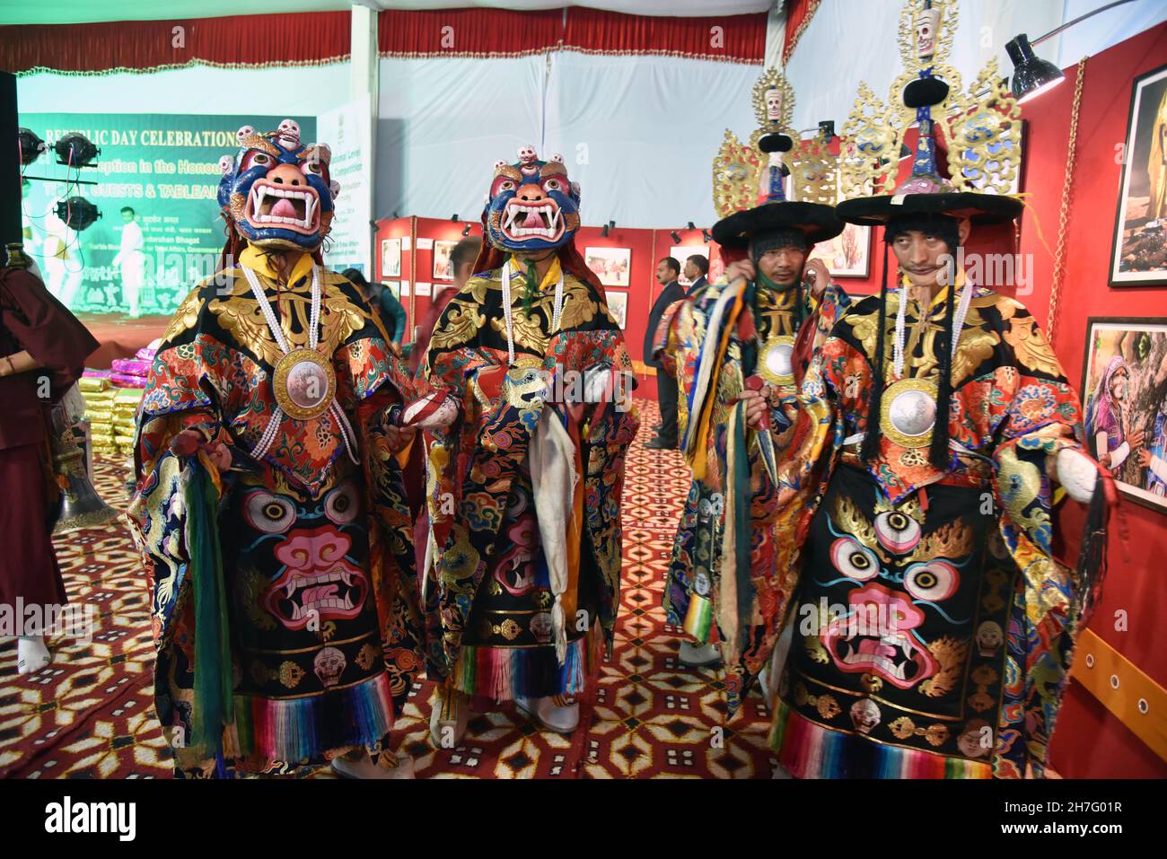 Tribal participants with their traditional dresses during the all India ...