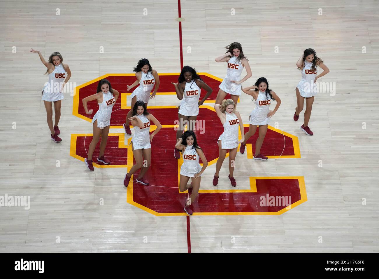 Southern California Trojans song girls cheerleaders perform on the SC ...