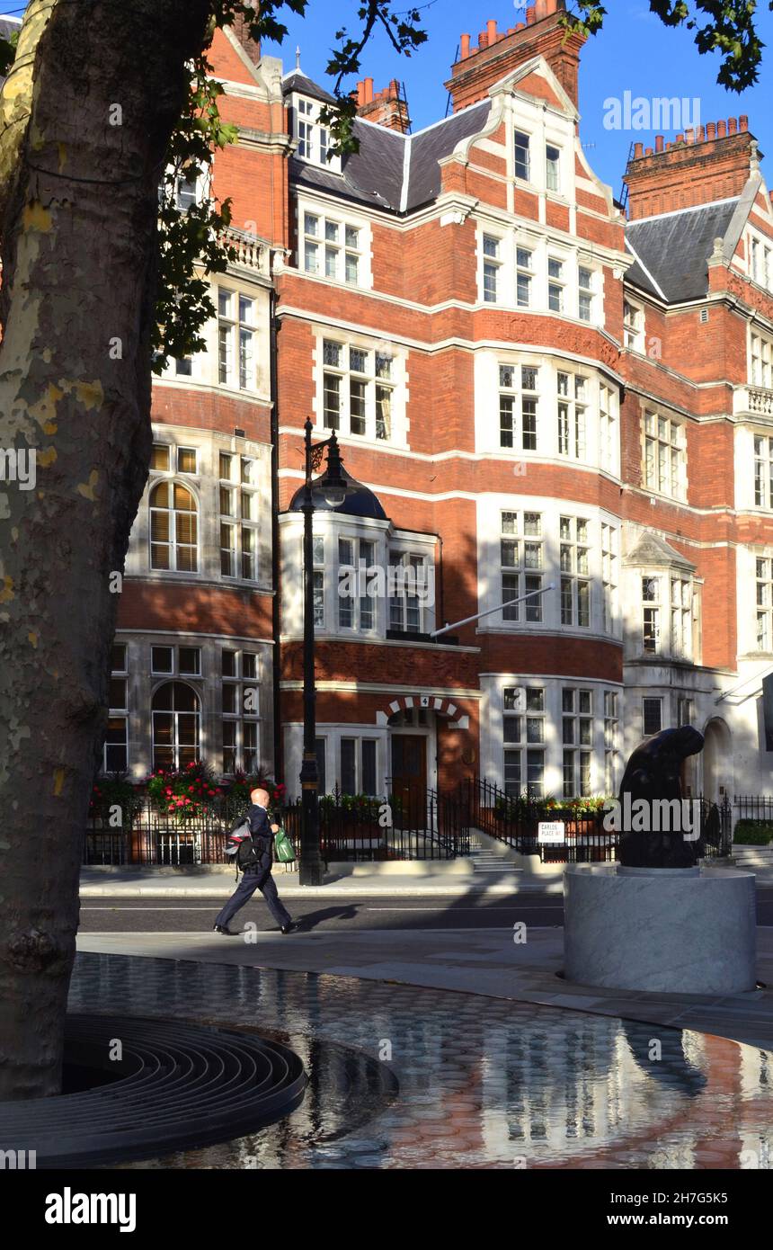 Connaught place london hi-res stock photography and images - Alamy