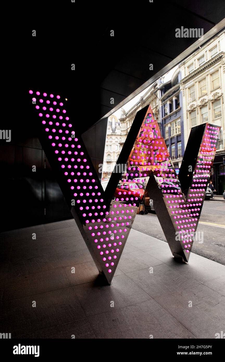 UNITED KINGDOM. ENGLAND. LONDON. LEICESTER SQUARE. THE W HOTEL LONDON ...