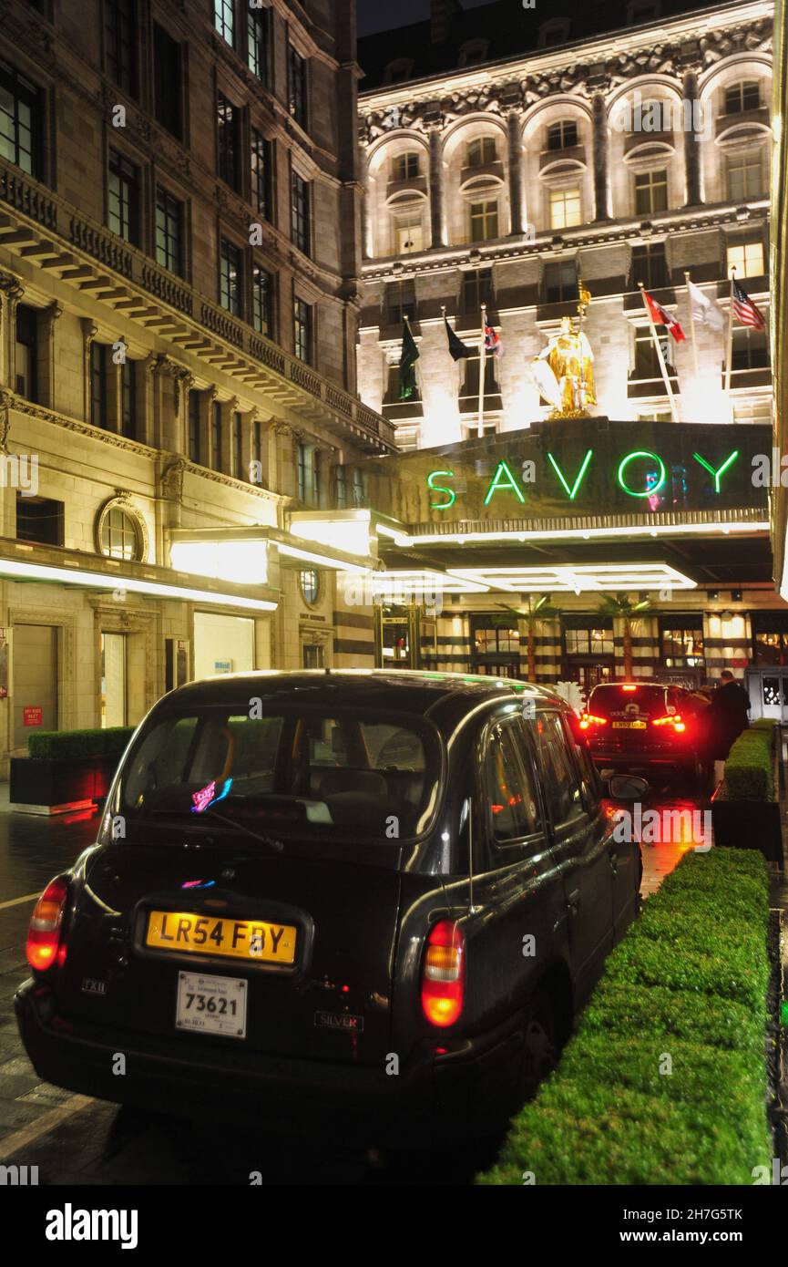 UK, LONDON. ON THE STRAND, THE LEGENDARY SAVOY HAS REOPENED LAST ...