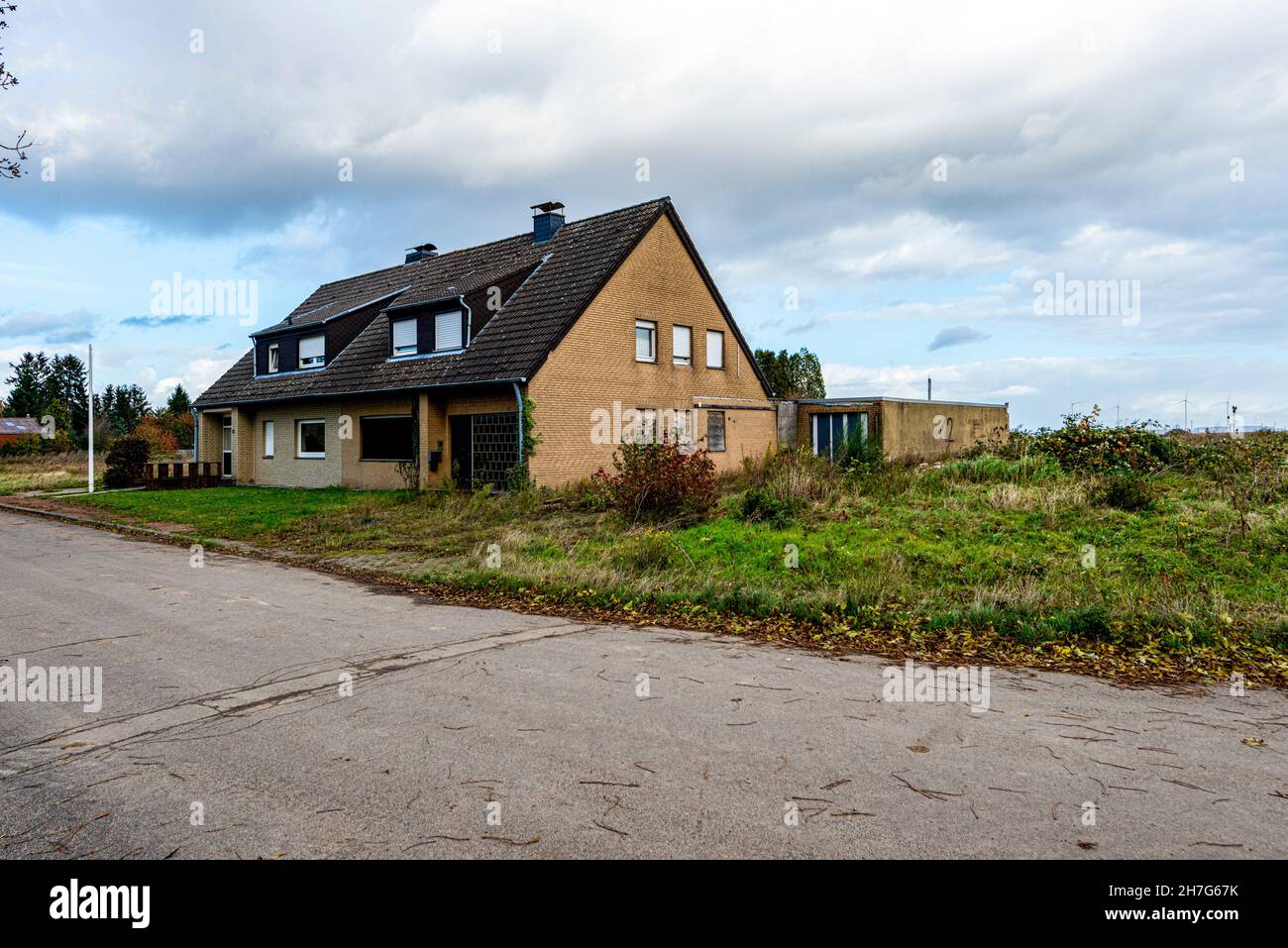 Lutzerath, Nordrhein-Westfalen, Germany. In direct vicinity of brown ...