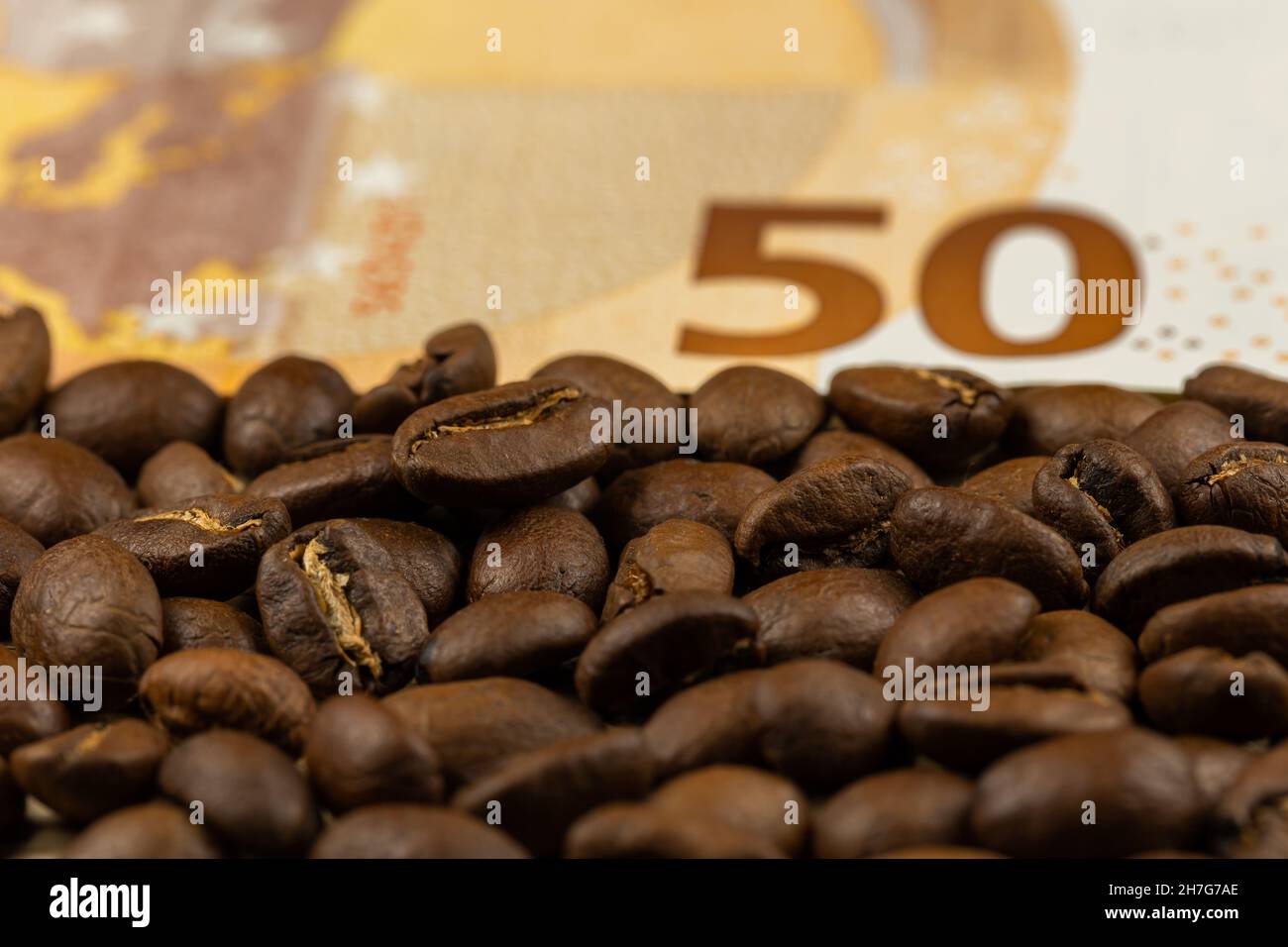 Artificial coffee beans hi-res stock photography and images - Alamy