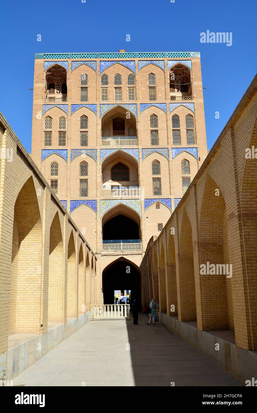 IRAN. ISPAHAN. ESFAHAN. EMAM SQUARE. THE ALI QAPU PALACE HAS BEEN BUILT ...