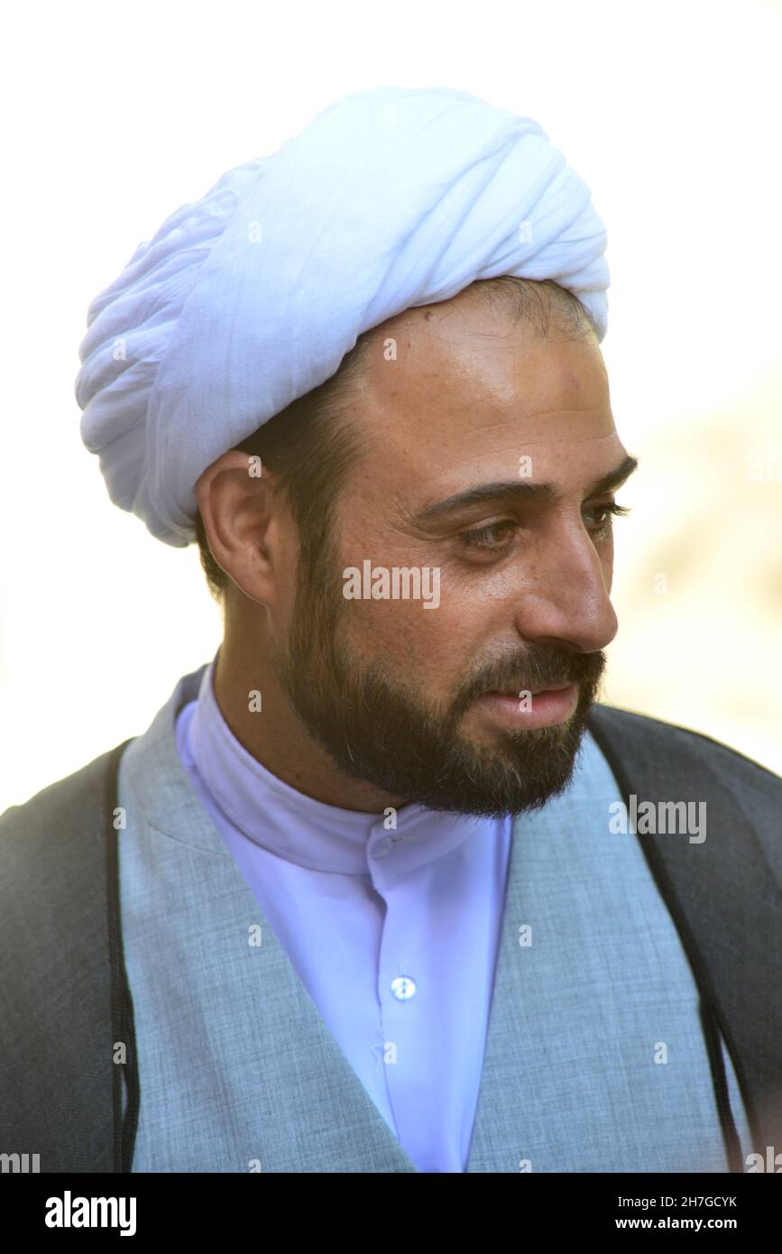 IRAN. ISPAHAN ESFAHAN. PORTRAIT OF A MOLLAH AT THE EMAM MOSQUE Stock ...