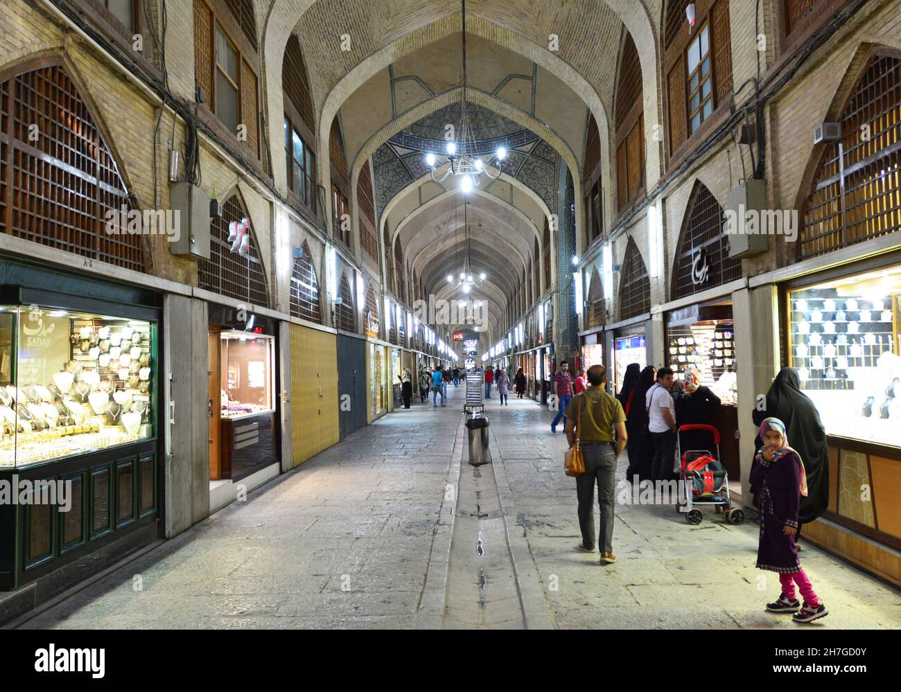 IRAN. ISPAHAN ESFAHAN. THE BAZAAR OF HASHT BEHESHT IS DEDICATED TO ...