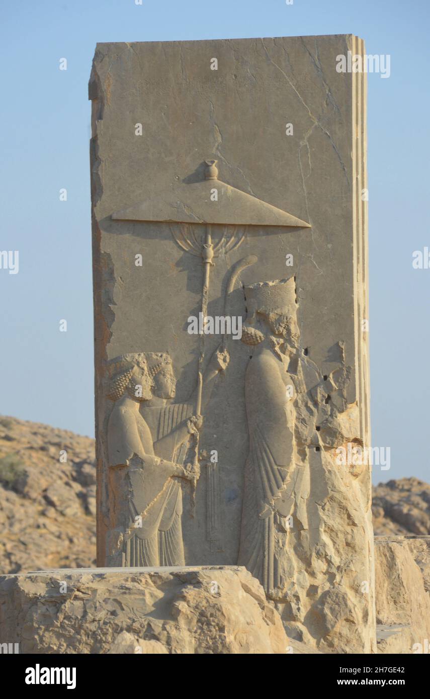IRAN. SHIRAZ. PERSEPOLIS. SCULPTURE OF XERXES 1RST IN THE HADISH OR ...
