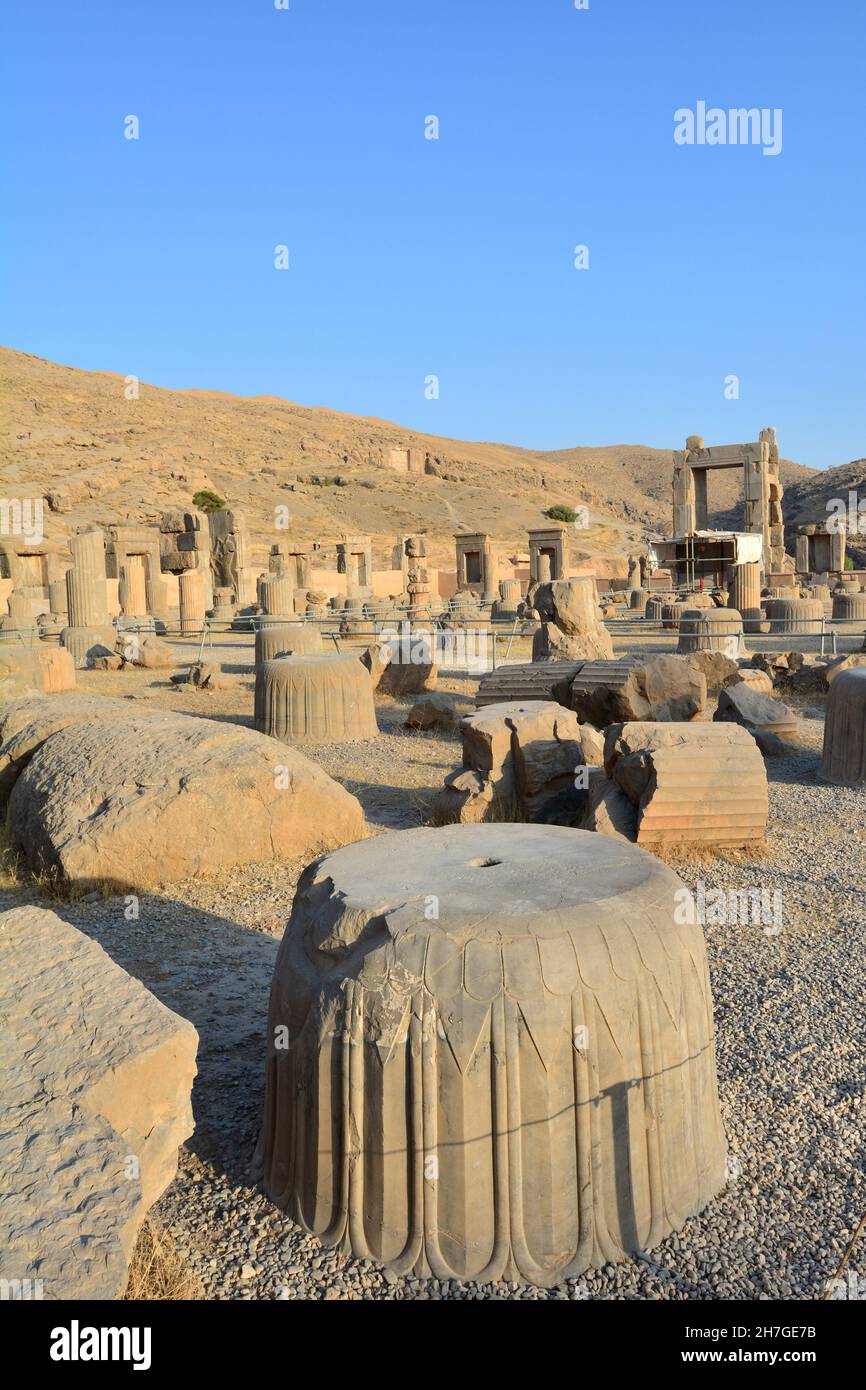 Persian throne room hi-res stock photography and images - Alamy