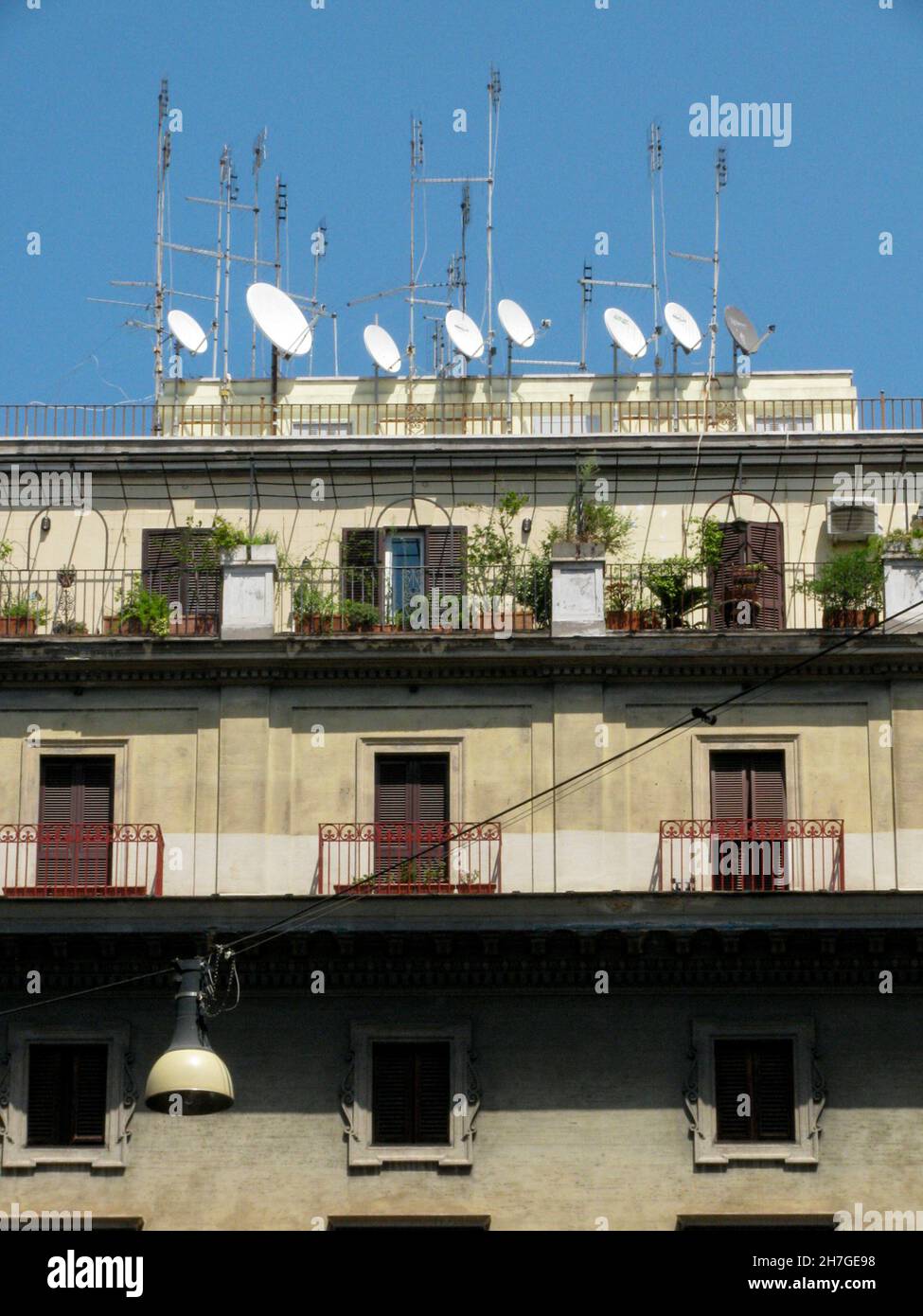 Residential building in rome hi-res stock photography and images - Alamy