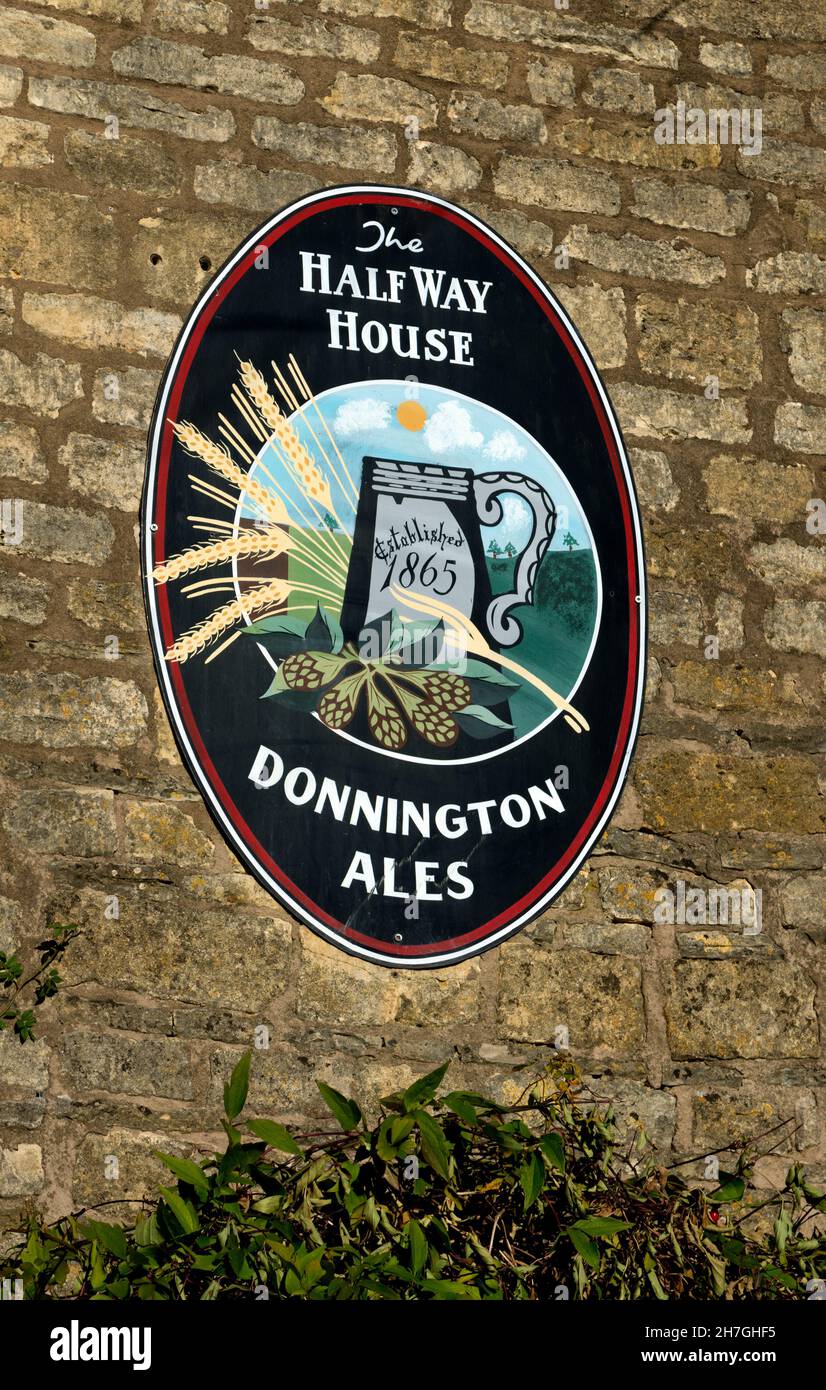 Half Way House Pub Sign High Resolution Stock Photography and Images ...