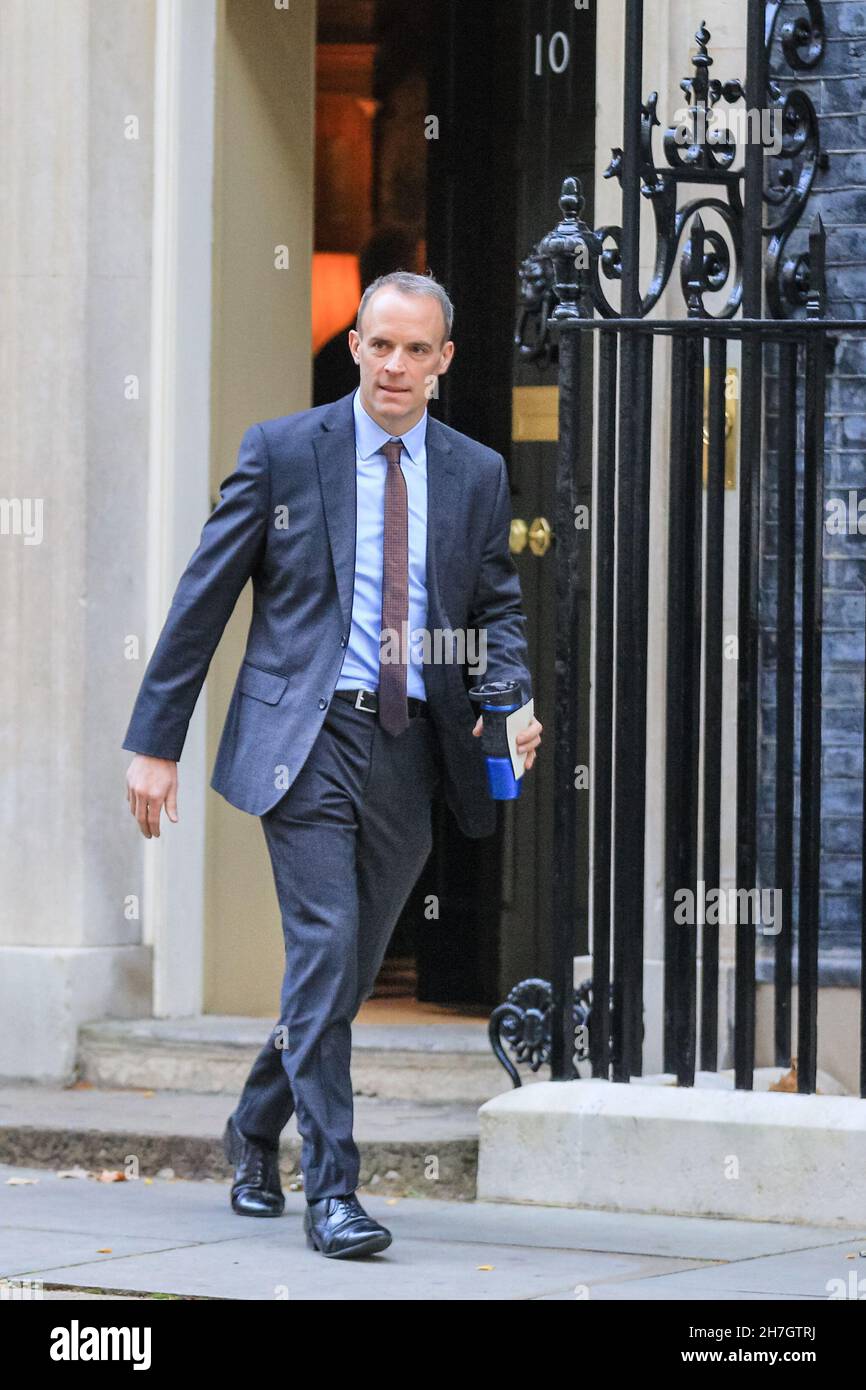 Lord dominic johnson hi-res stock photography and images - Alamy