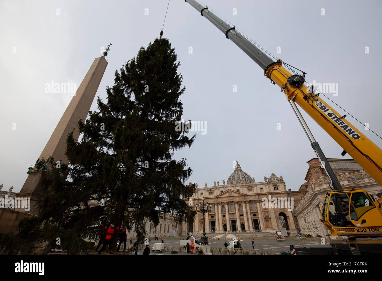 28 meter hi-res stock photography and images - Alamy