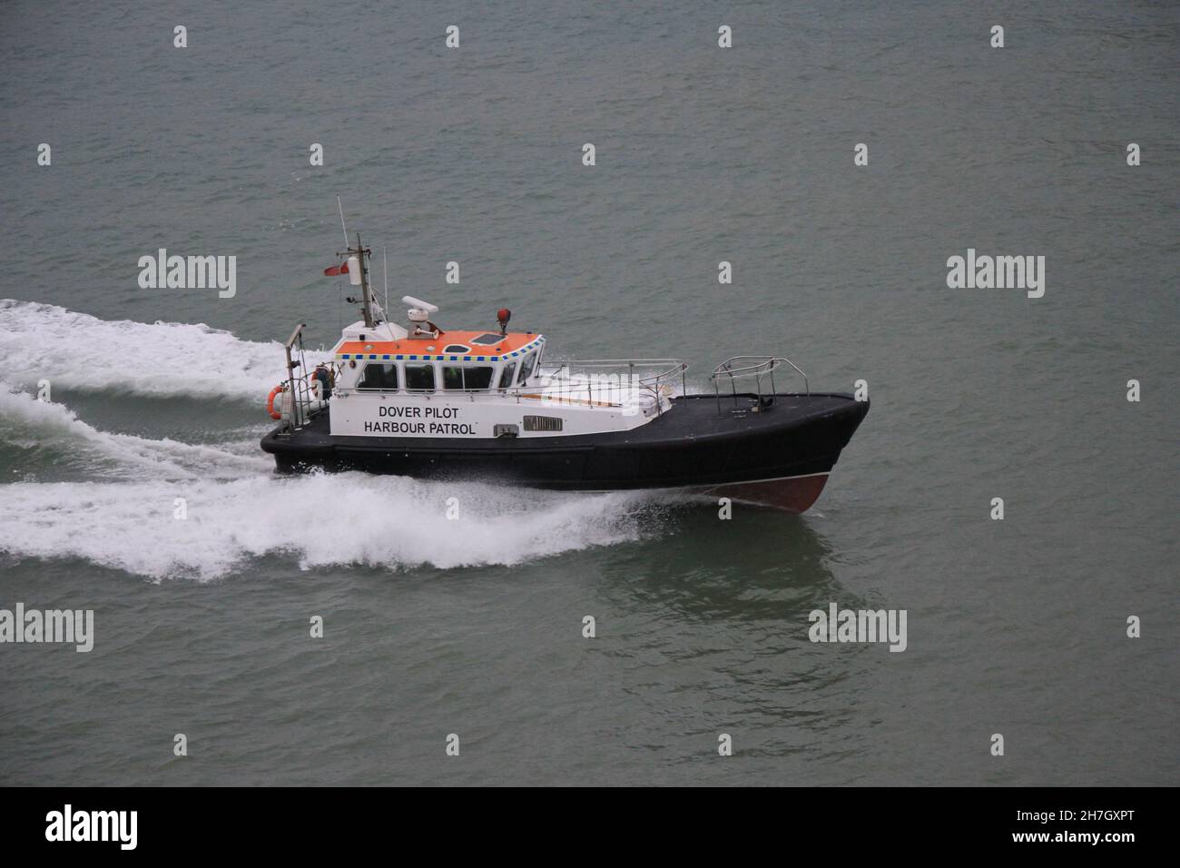 Dover harbour arrival by cruise ship Stock Photo - Alamy