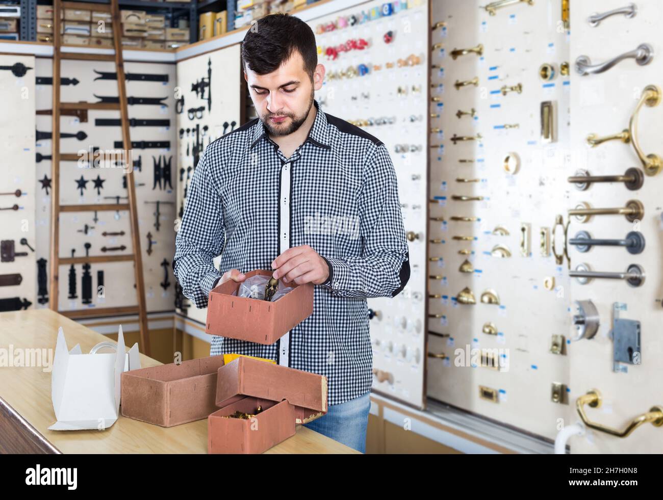 Sorting mechanism hi-res stock photography and images - Alamy