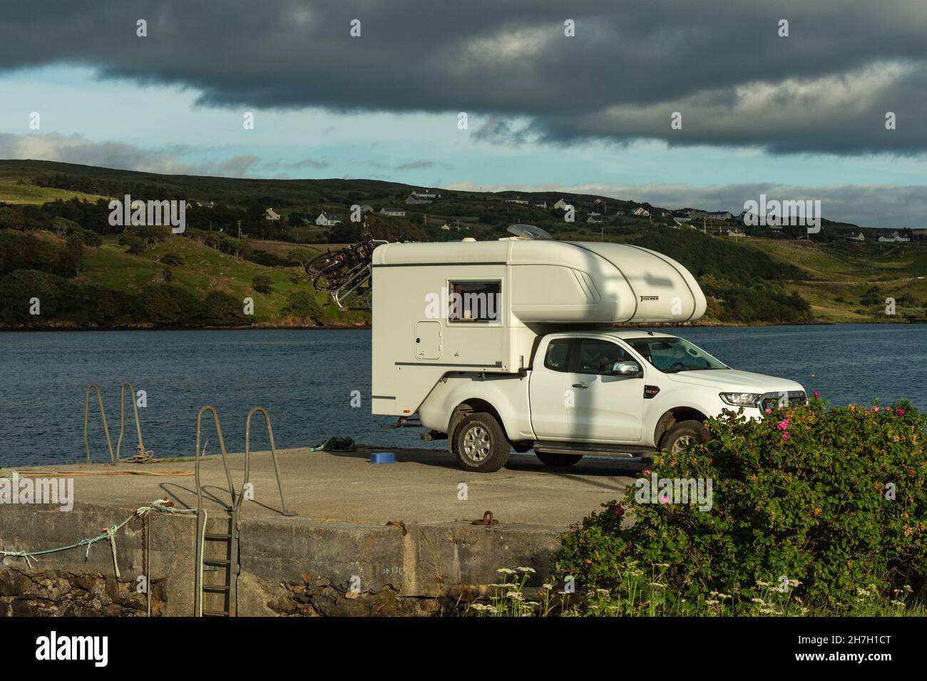 Mobile stage van hi-res stock photography and images - Alamy