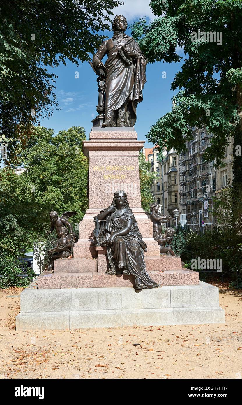 Felix mendelssohn bartholdy statue leipzig hi-res stock photography and ...