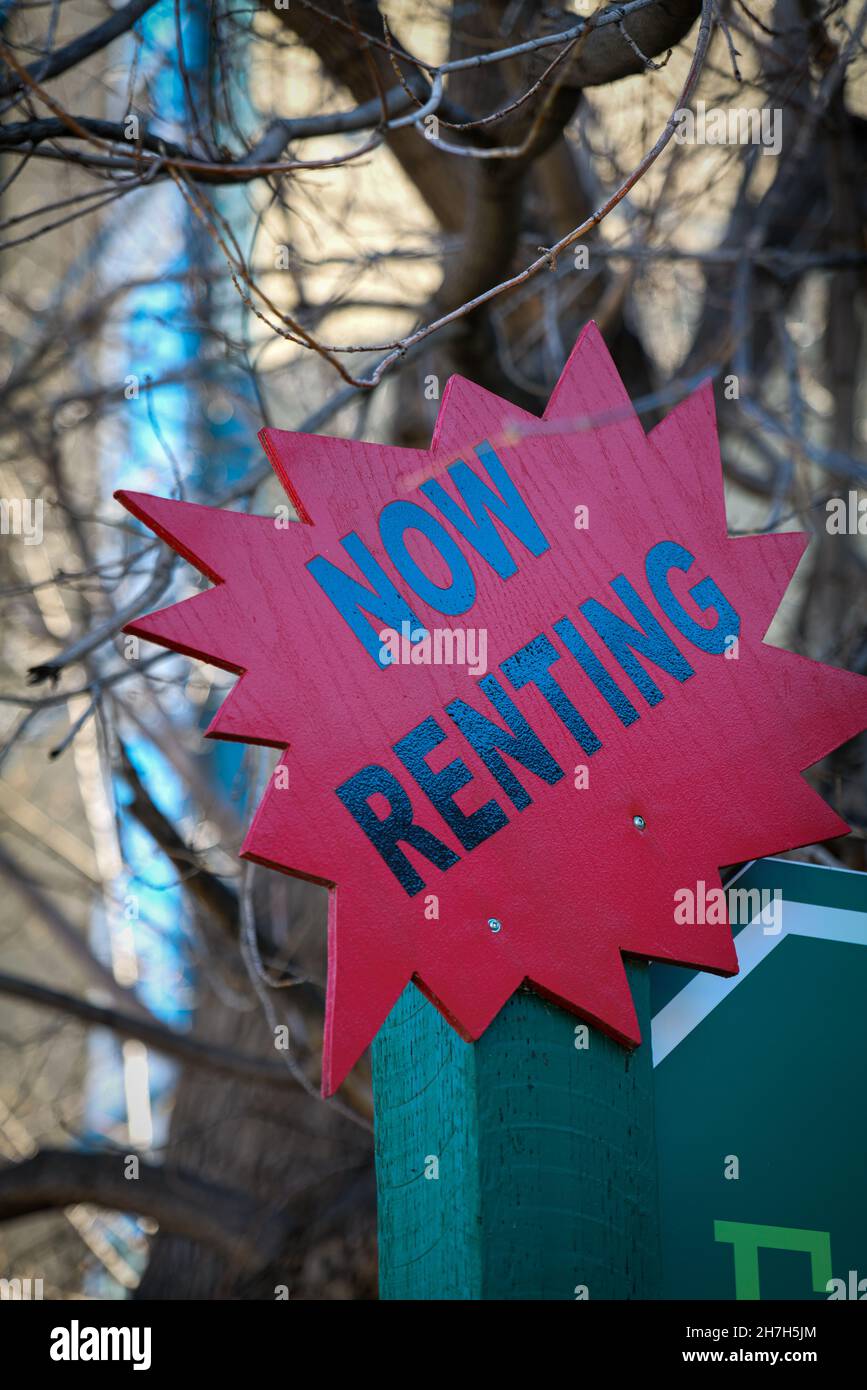 Now renting sign hi-res stock photography and images - Alamy