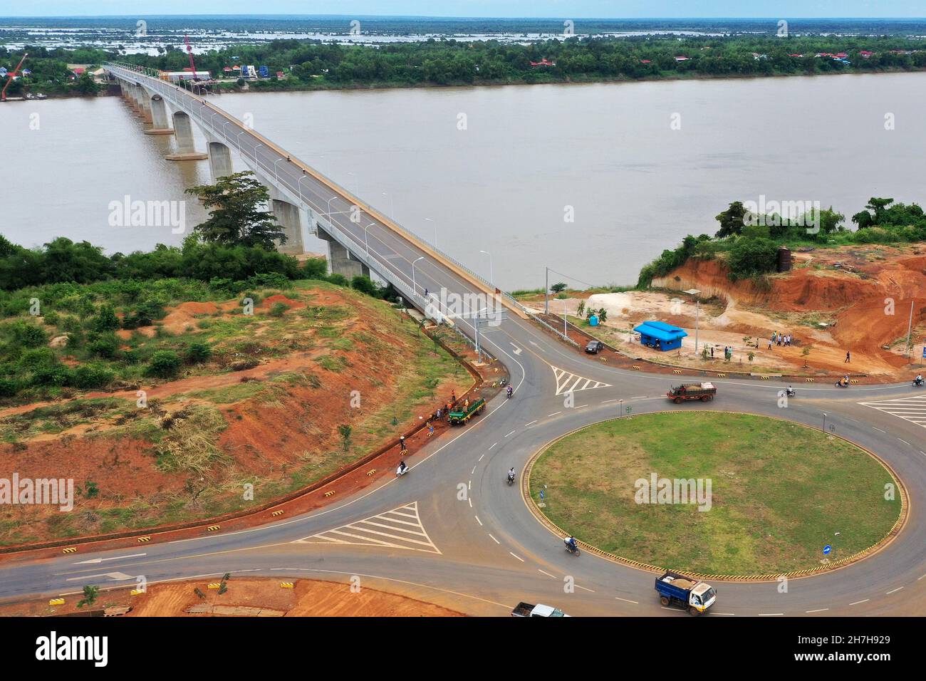 Kampong Cham. 11th Nov, 2021. Aerial photo taken on Nov. 11, 2021 shows ...