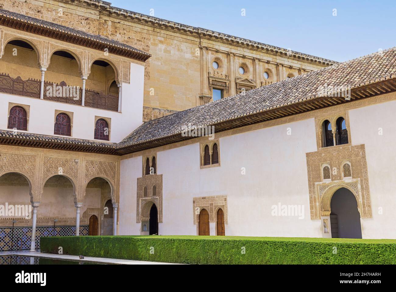 Side view of the Patio del Mexuar in the Nasrid Palaces in the Alhambra ...