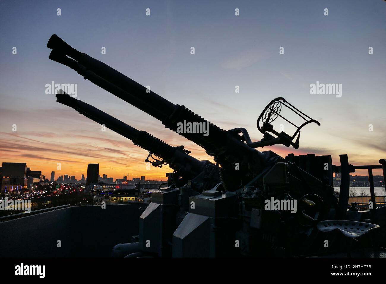 INTREPID SEA & SPACE MUSEUM AIRCRAFT CARRIER DCA SUNSET MANHATTAN NEW ...