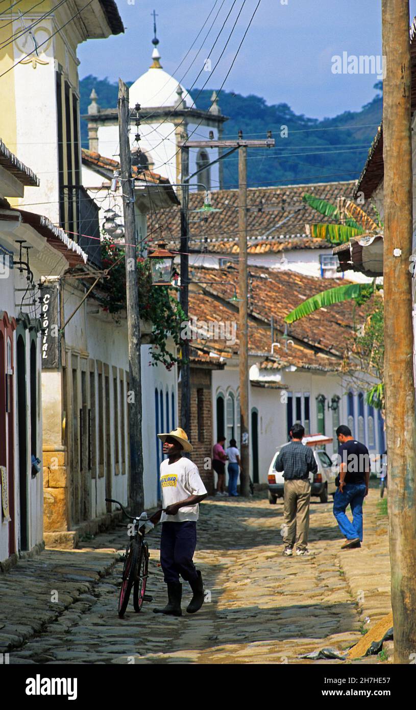 BRAZIL, STATE OF RIO DE JANEIRO, PARATY WAS FOUNDED IN 1667, COLONIAL ...