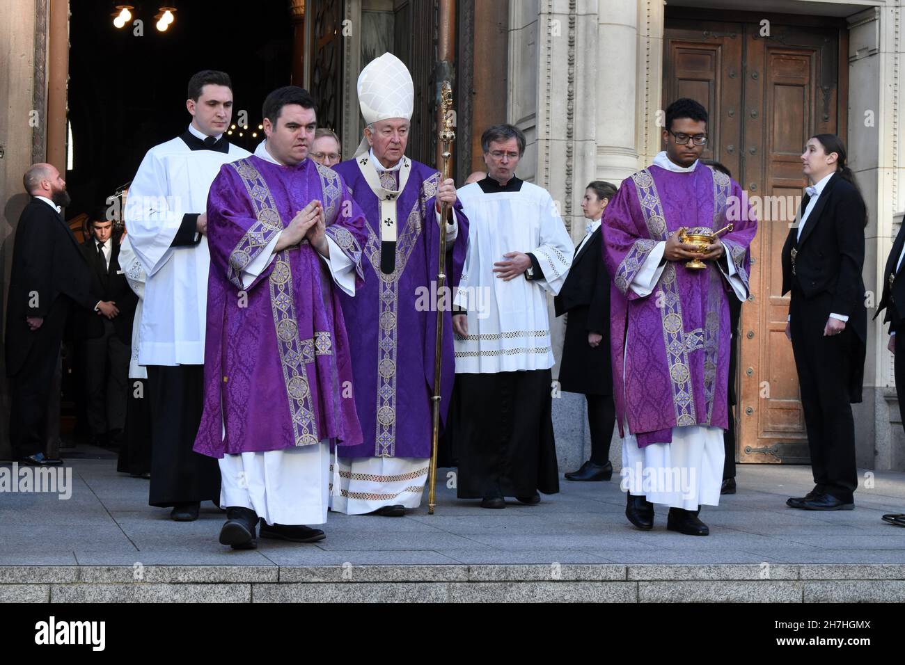 London, UK. 23rd Nov, 2021. Archbishop of Westminster Cardinal Vincent ...