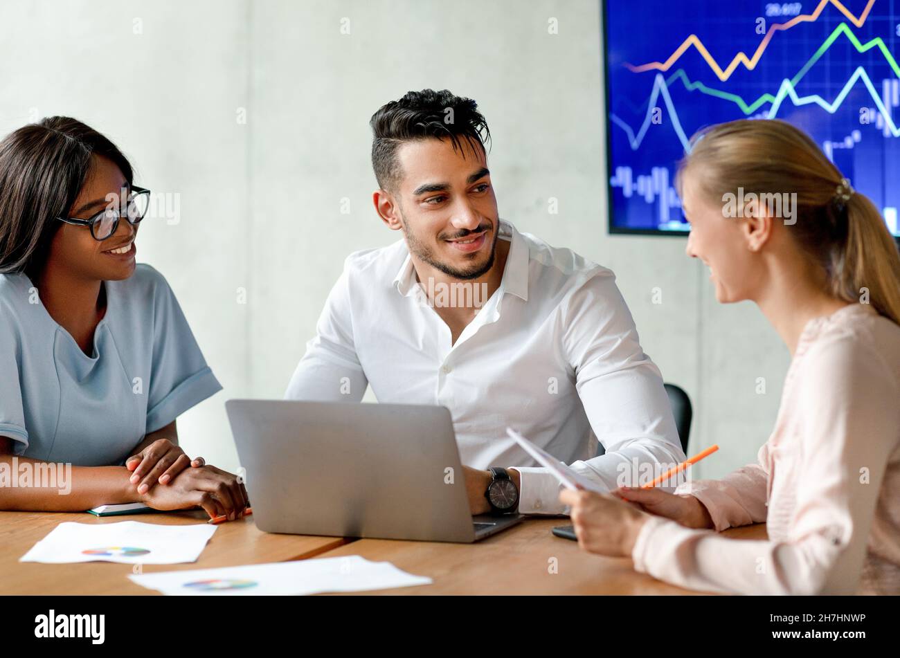 Planning group hi-res stock photography and images - Alamy