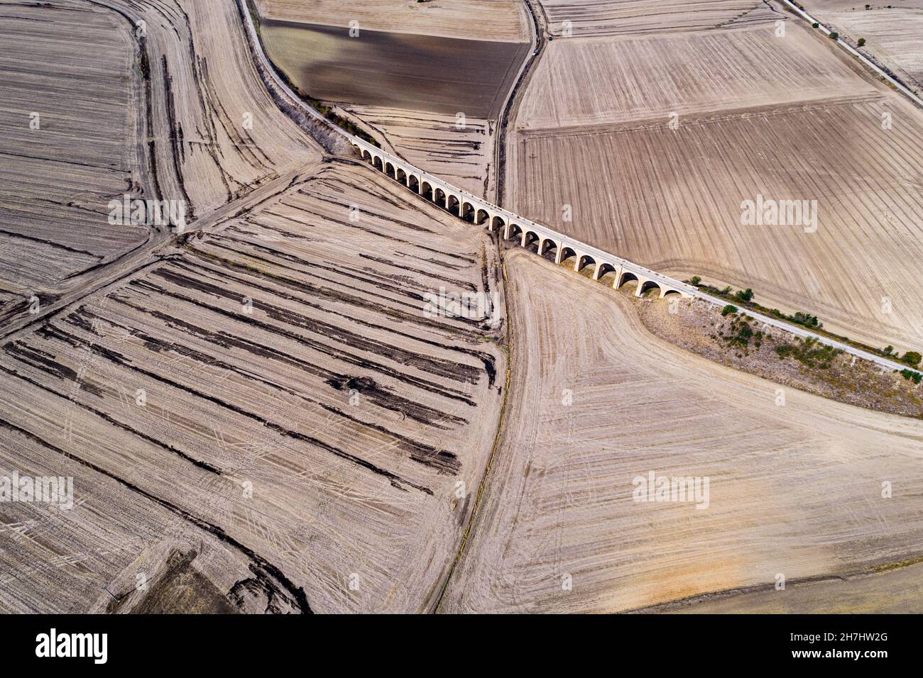 Beautiful panorama of Apulian countryside in alta murgia park, apulia ...