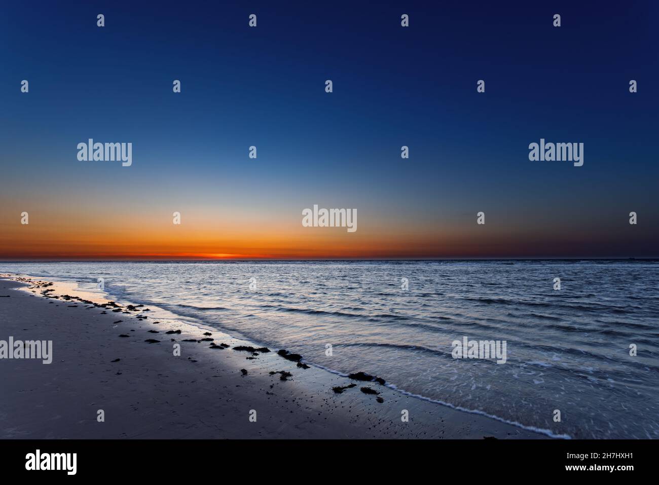 Summer sunset beach hi-res stock photography and images - Alamy