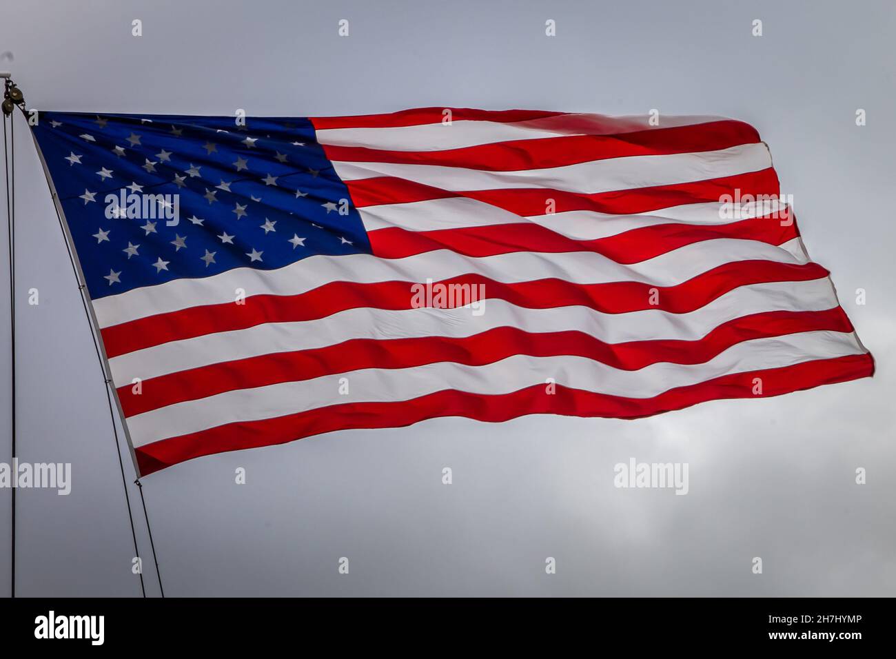 Flutter flag hi-res stock photography and images - Alamy