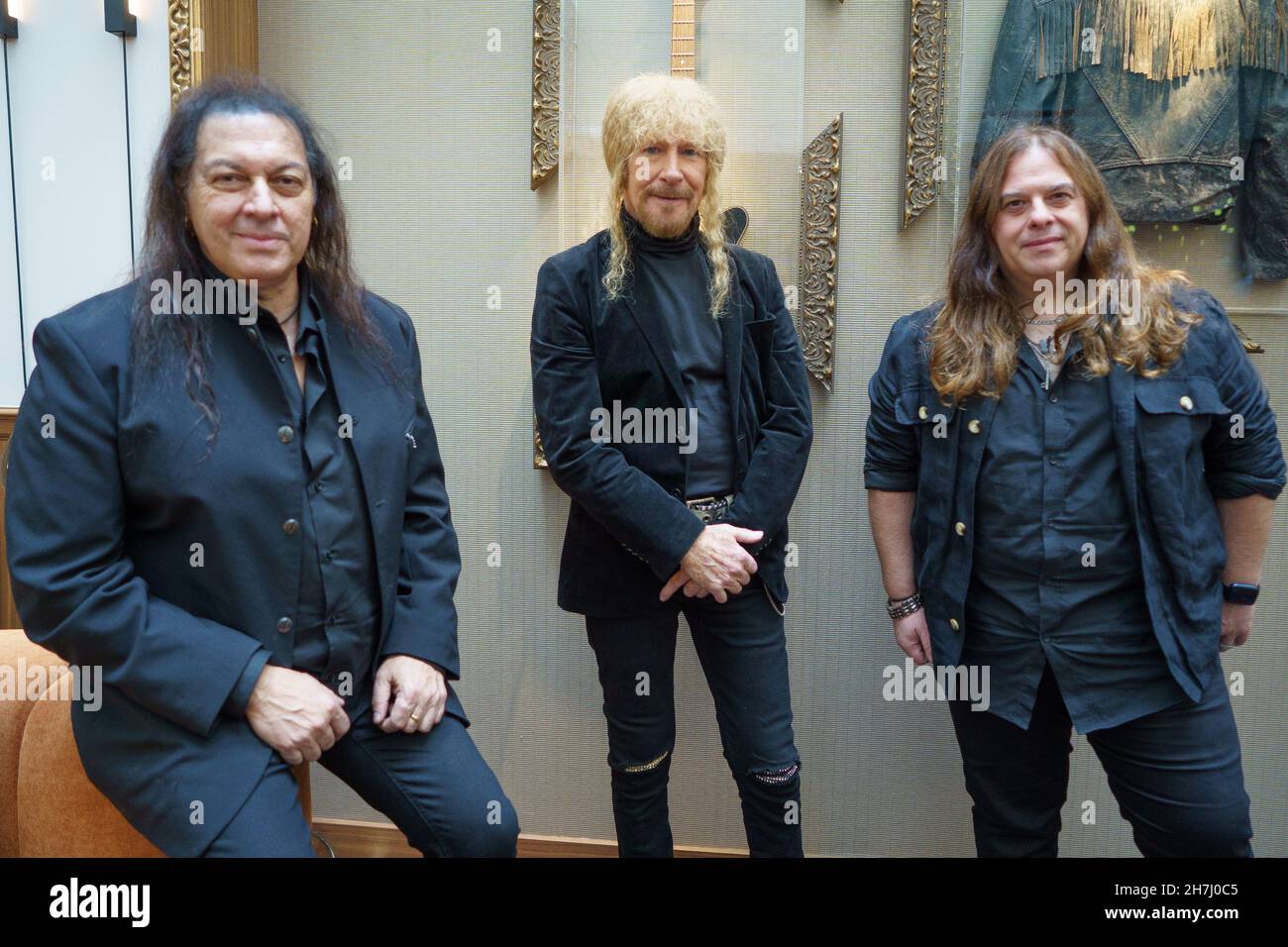 Spanish rock band, Medina Azahara integrated by Manuel Ibáñez, Manuel ...