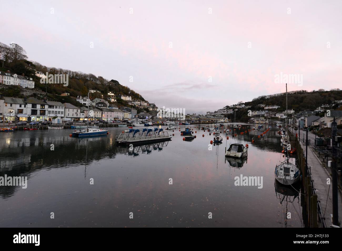 Looe town in cornwall Stock Photo - Alamy