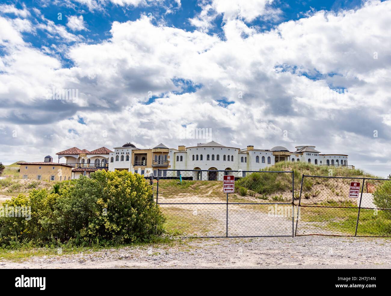 Half built house construction hi-res stock photography and images - Alamy