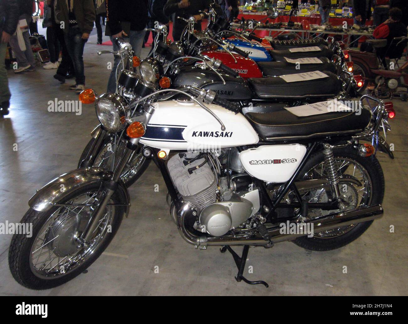 Classic Old Japan Bike: Kawasaki 500 Mach III (1972 Stock Photo - Alamy