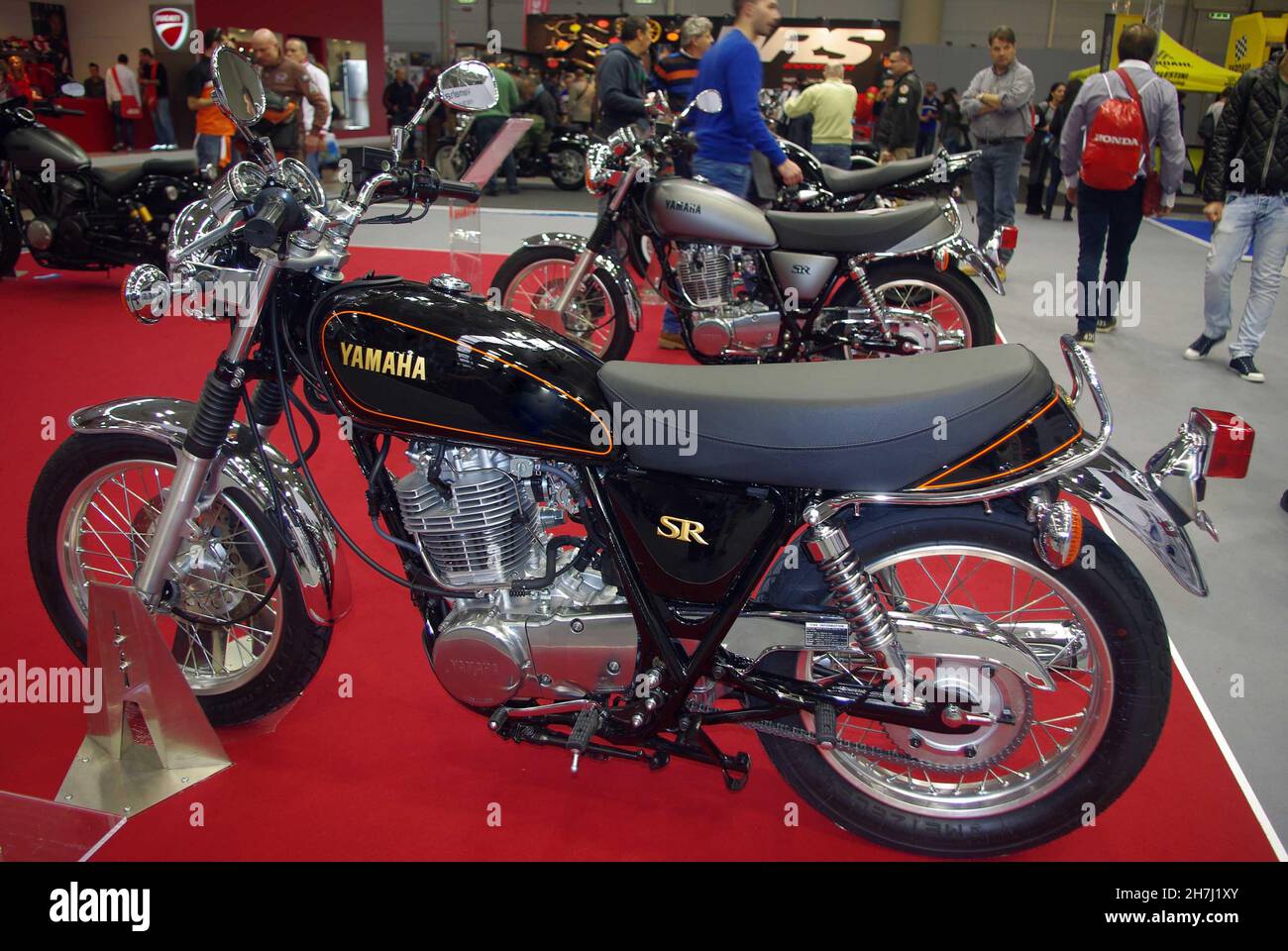 Yamaha SR 400 Stock Photo - Alamy