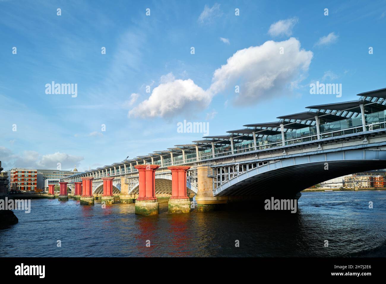 Blackfriars rail bridge over the river Thames, London, England Stock ...