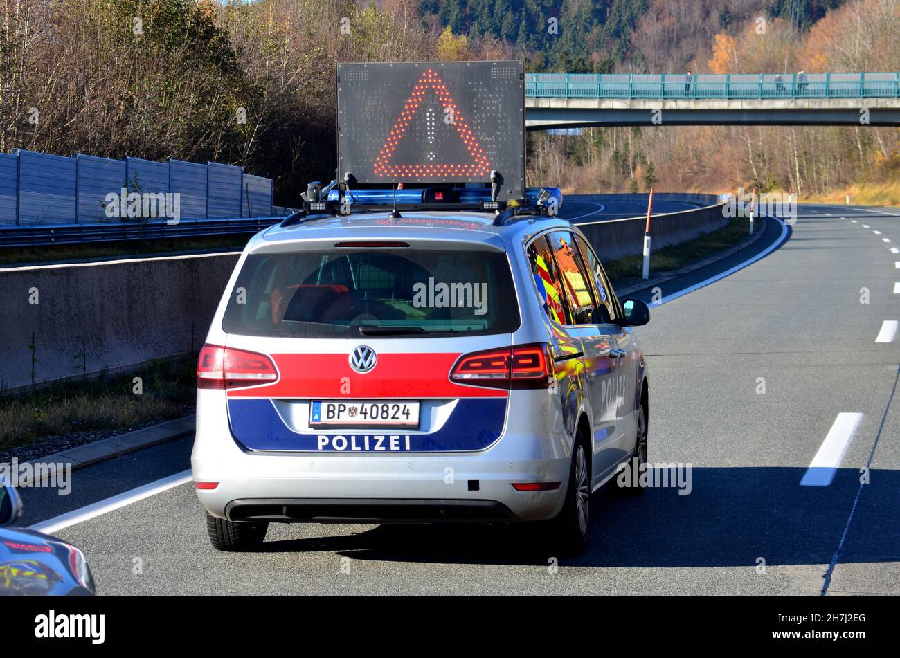 Sperre der Autobahn A1 bei Oberwang wegen Arbeiten an einer ...