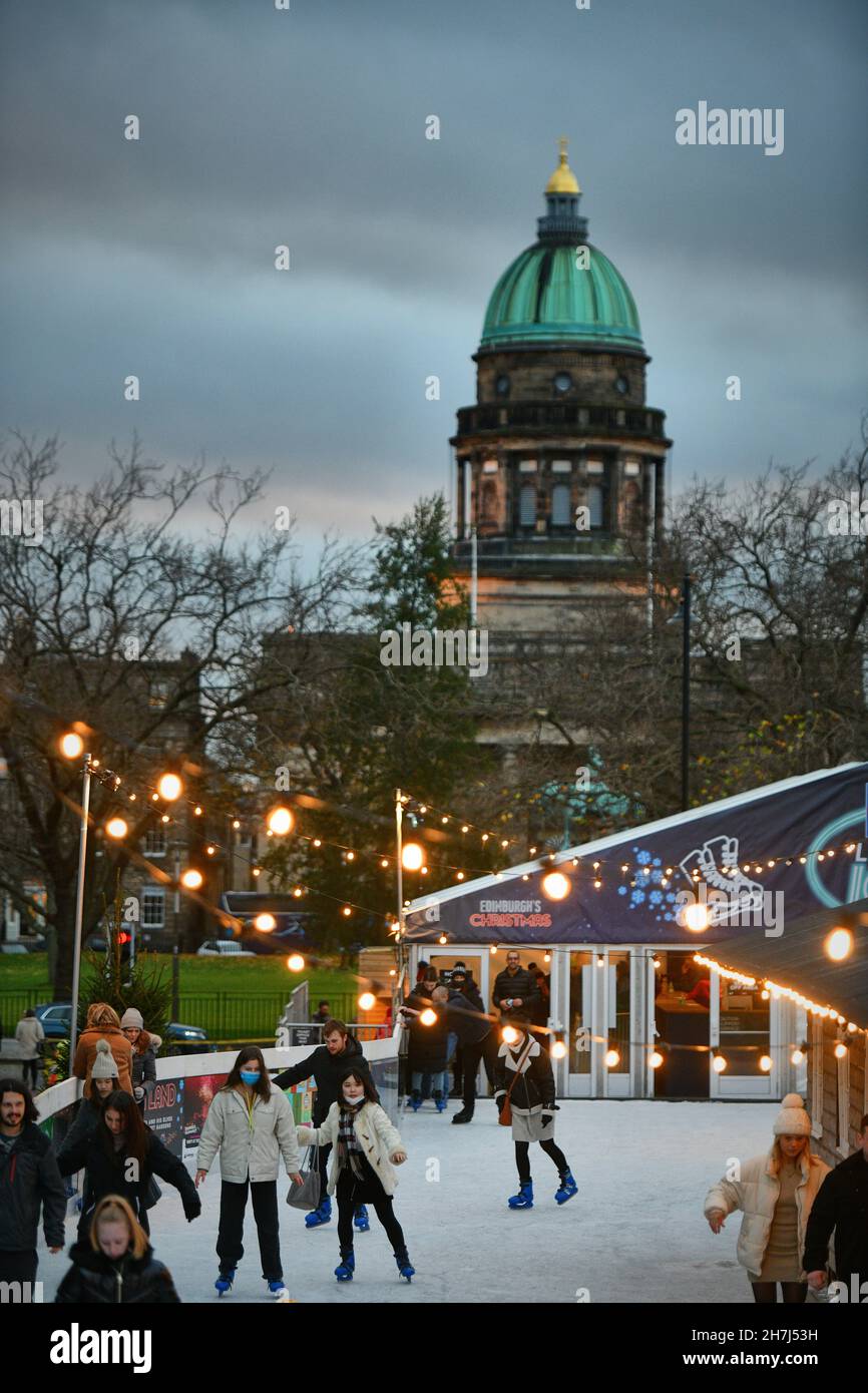 Lidl uk 2021 hi-res stock photography and images - Alamy