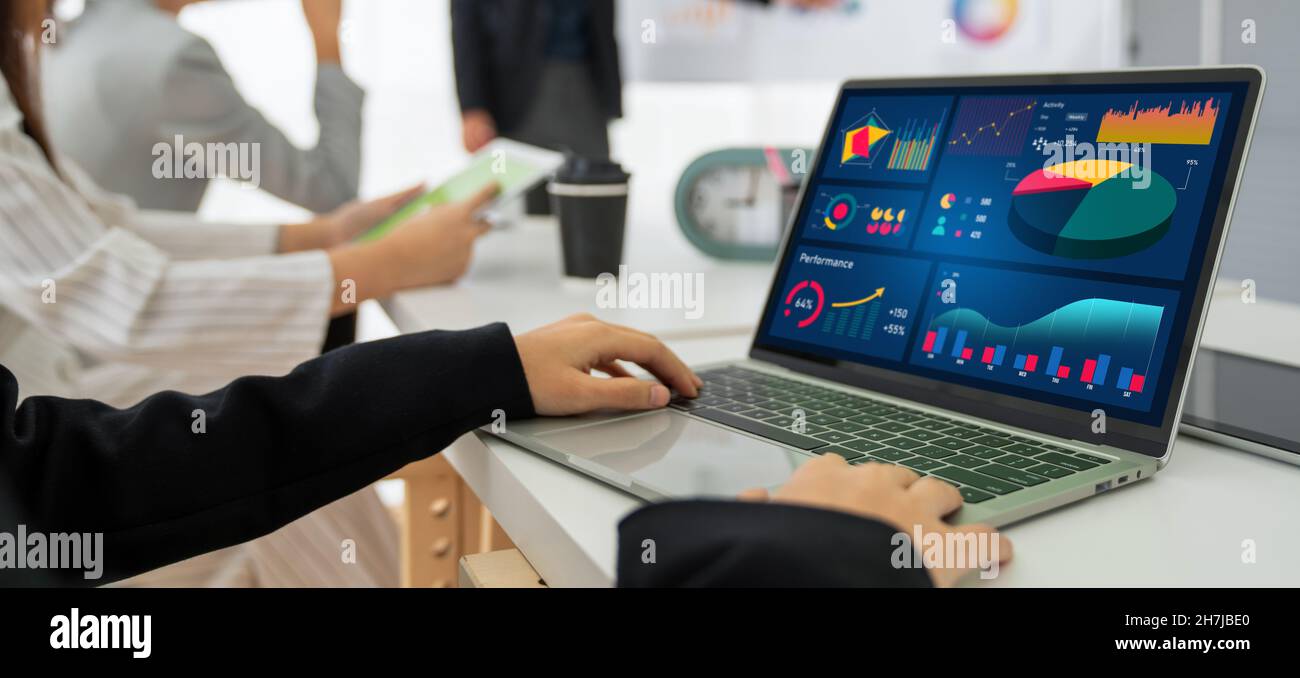 Office data analysis hi-res stock photography and images - Alamy