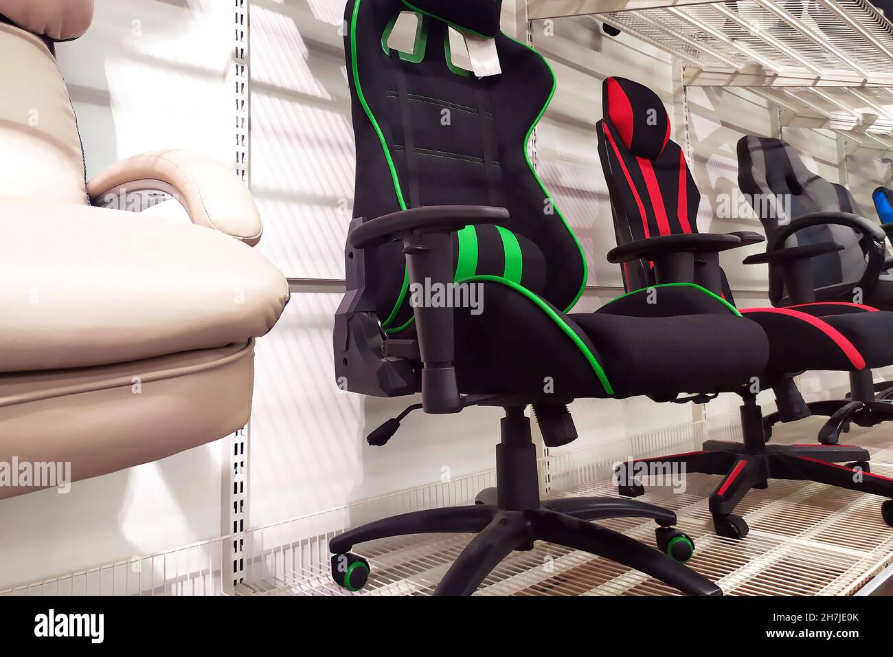 Professional gaming chairs hi-res stock photography and images - Alamy