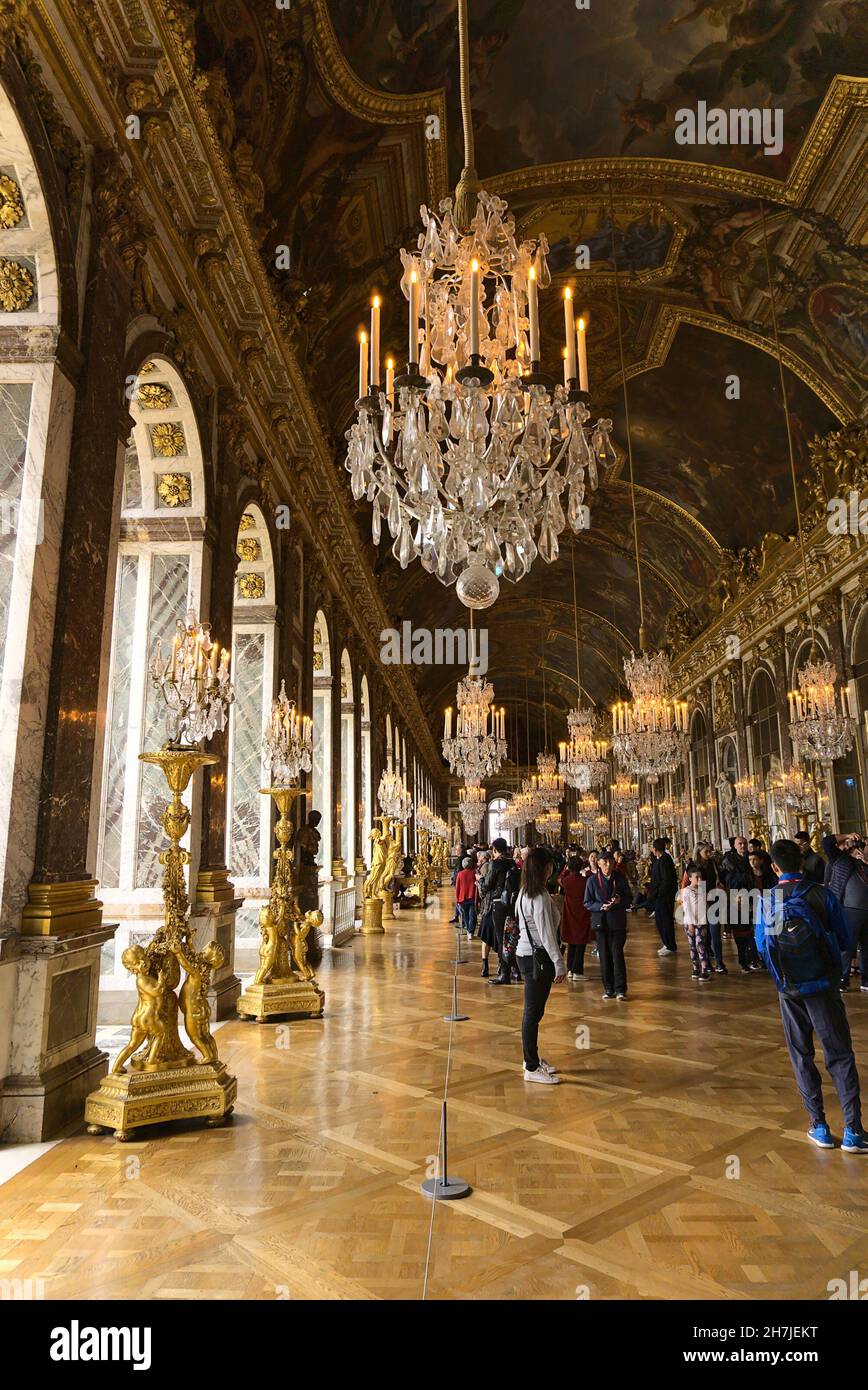 PARIS, FRANCE - Oct 01, 2019: A vertical shot of the hall of mirrors in ...