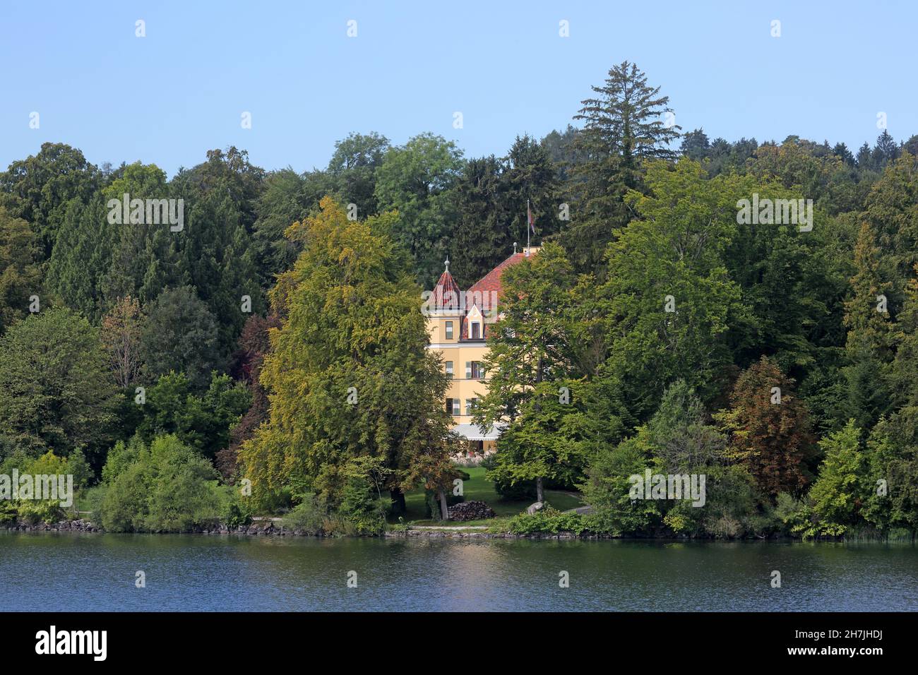 Garatshausen Castle of the Thurn and Taxis family, Feldafing ...